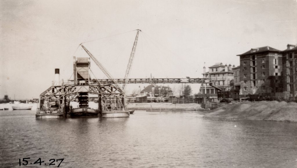 Building the Western Docks – Southampton collections online